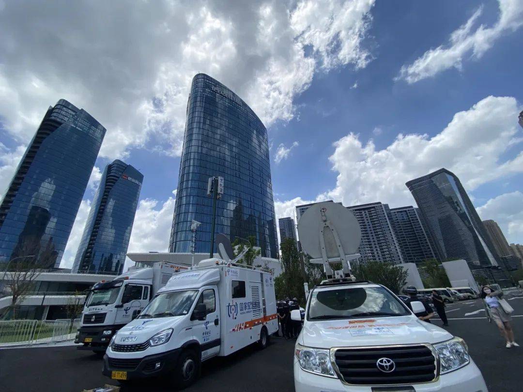 5.5G+RIS首登亚运会 中国电信极限挑战十万人同时上网