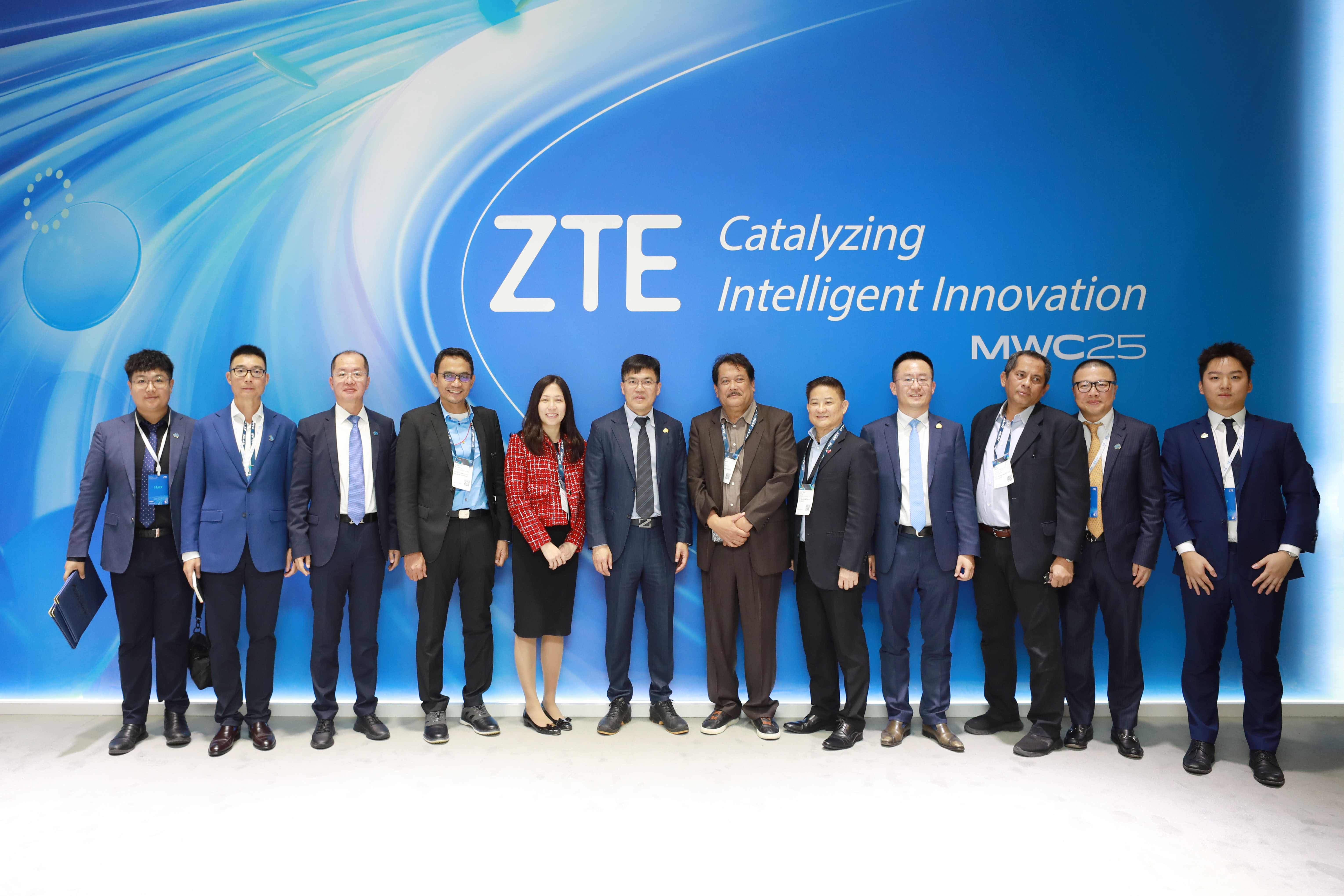 Telkomsel and ZTE expand strategic collaboration at MWC Barcelona 2025 ...